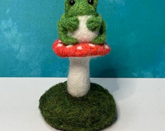Felted Frog | Etsy