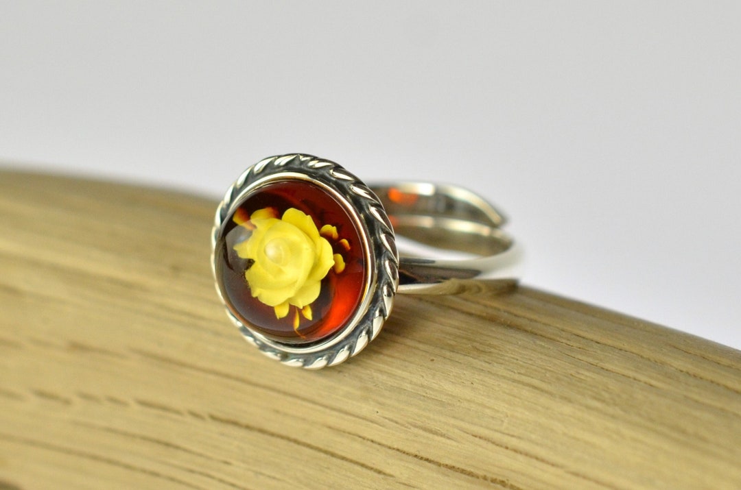 Amber Rose Camea Ring , Natural Baltic Amber , Tiny Round Amber Ring ...