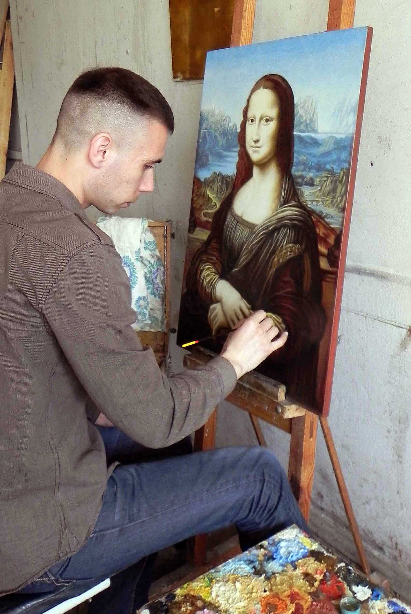 Reproduction of The Mona Lisa by Leonardo da Vinci. | Etsy