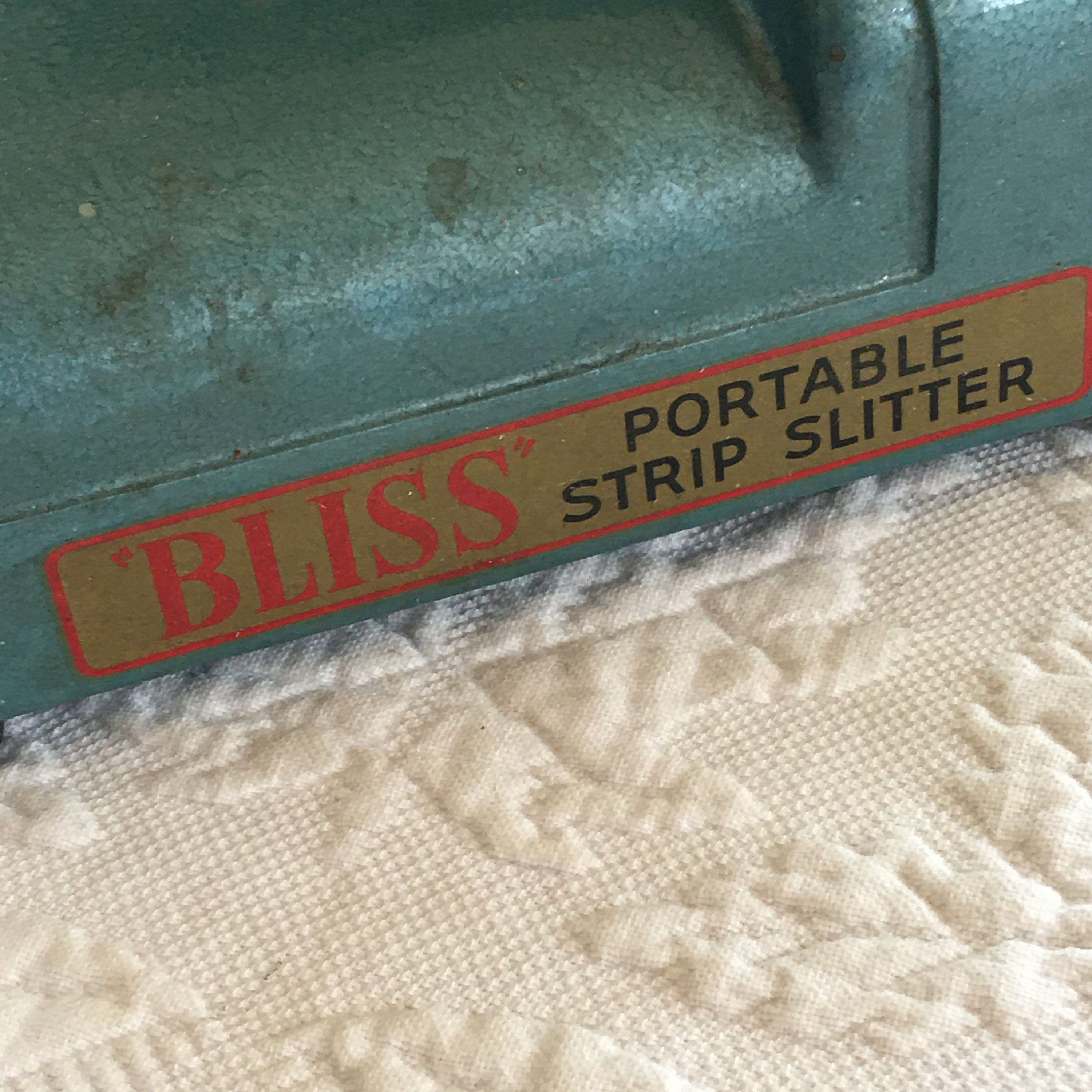 Vintage Bliss Portable Strip Slitter. Cut Wools or Other Fabrics for ...