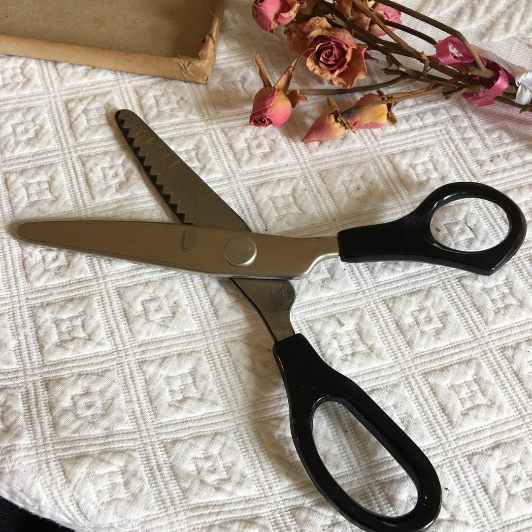 Vintage X-628 Pinking Shears in Original Box. Unique Shape of Pinking ...