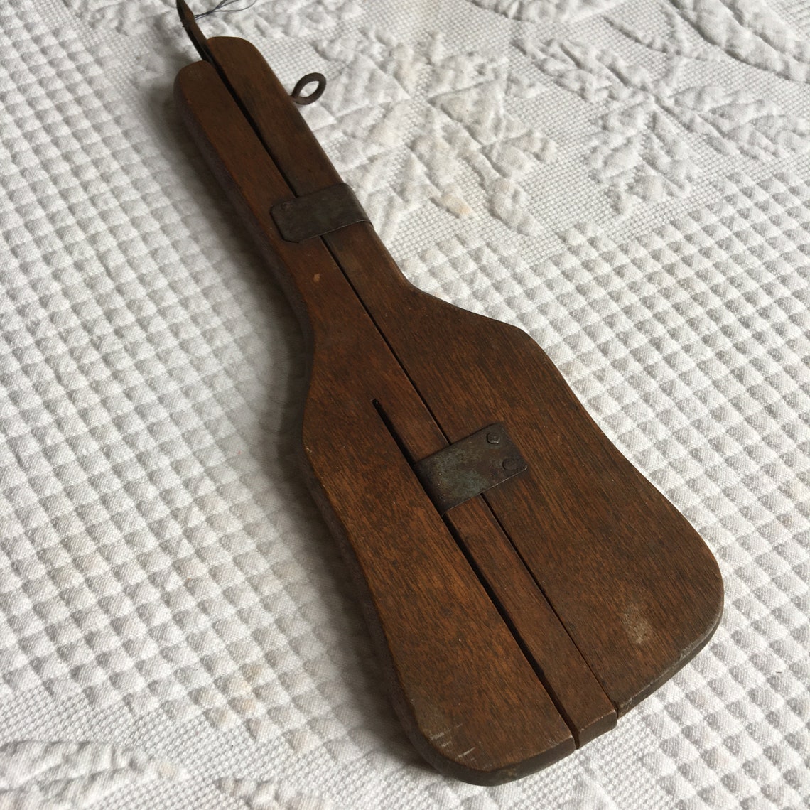 Vintage Wooden Shuttle for Rug Weaving. Sliding Needle Hook Punch Tool ...
