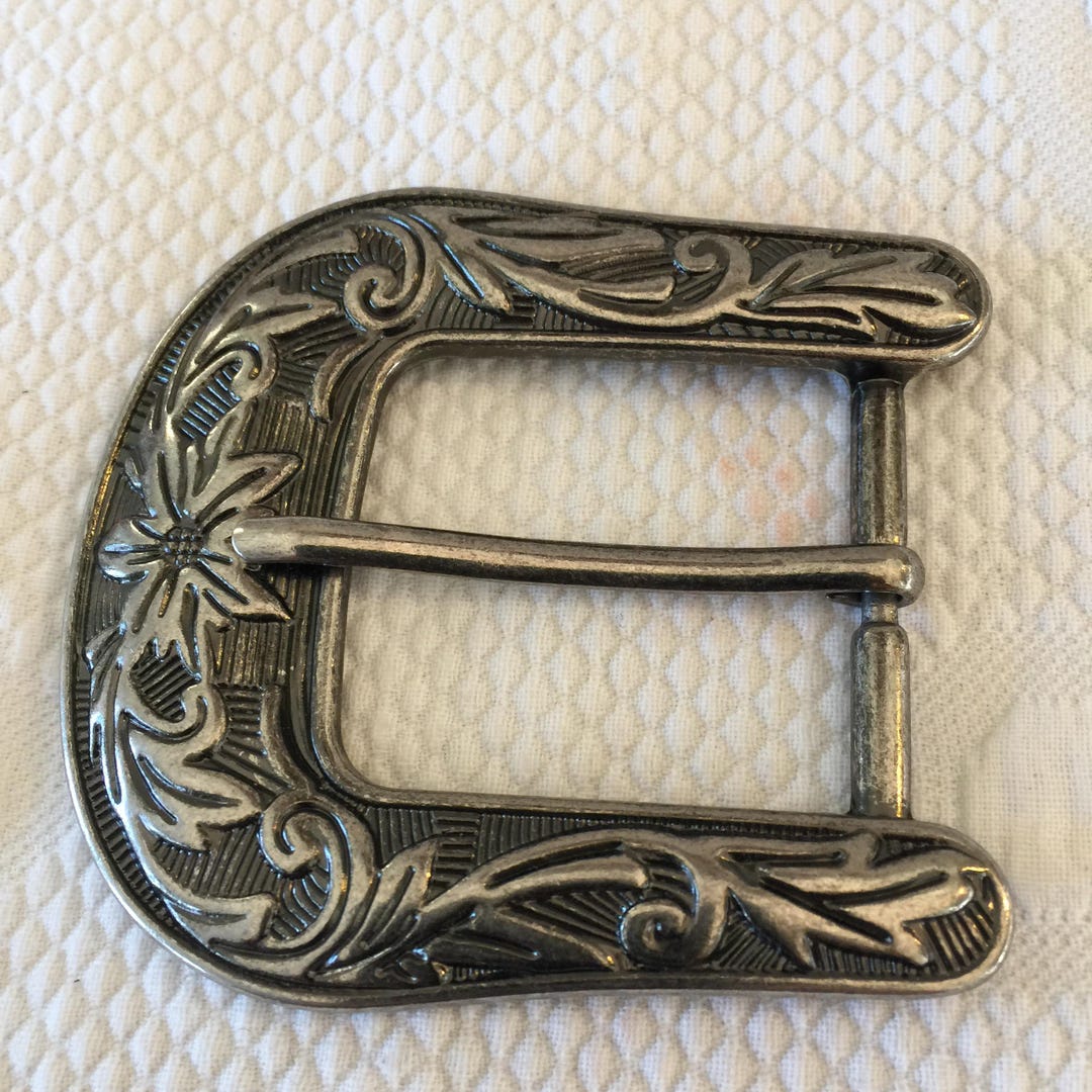 Vintage Large Cowgirl Style Buckle. Silver Tone With Black Look Because ...