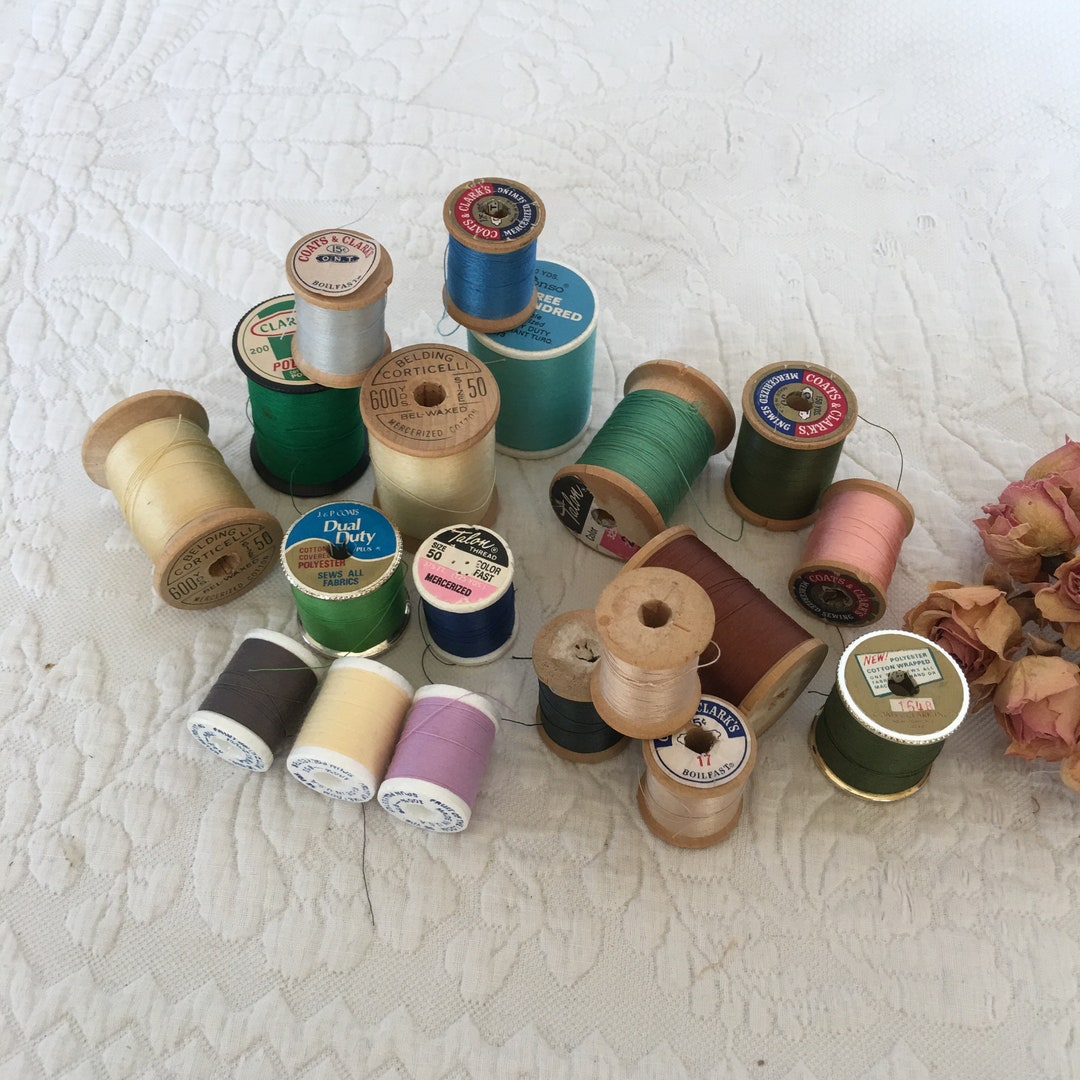 Vintage 19 carretes de hilo. 11 Bobinas de madera. Belding, Talon ...
