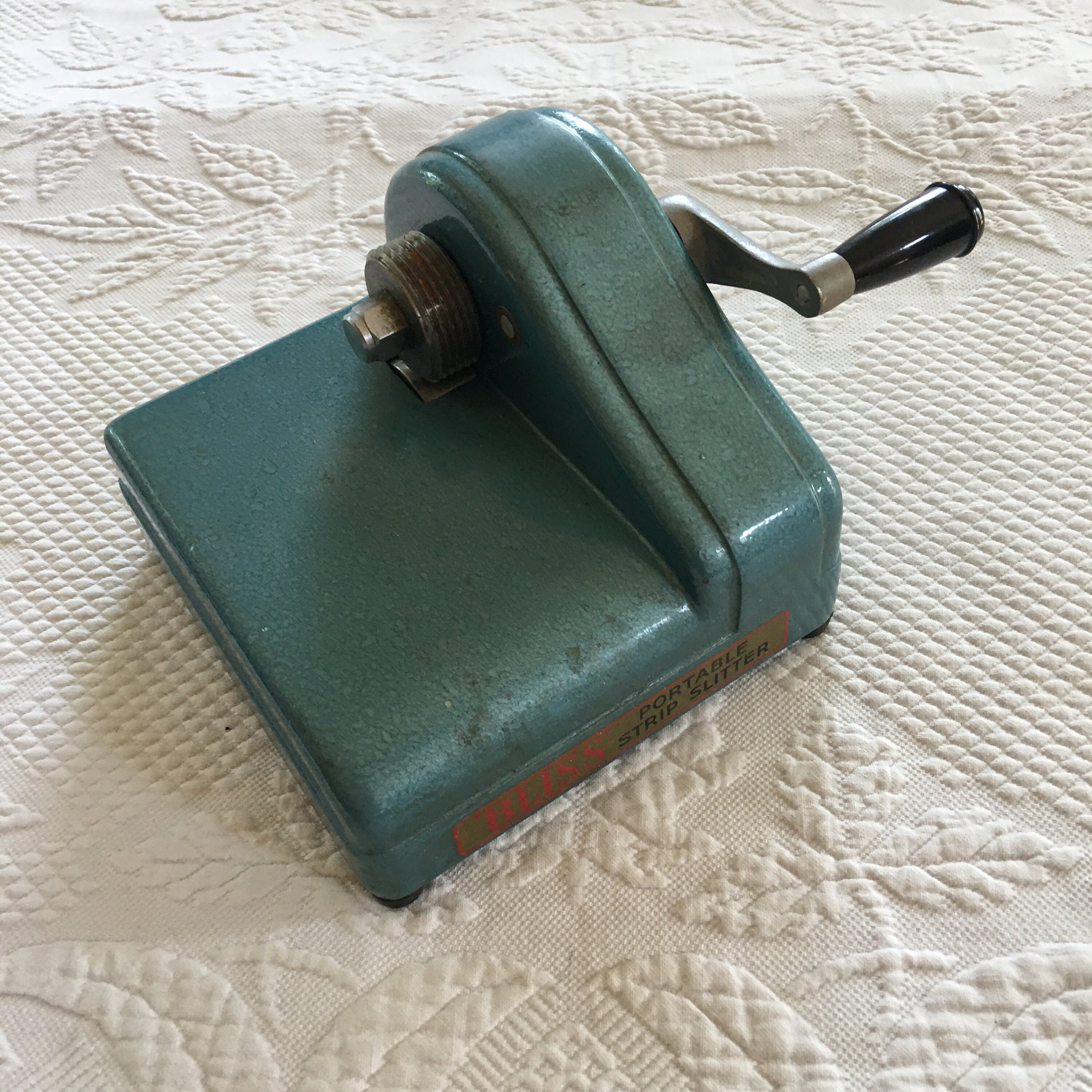 Vintage Bliss Portable Strip Slitter. Cut Wools or Other Fabrics for ...