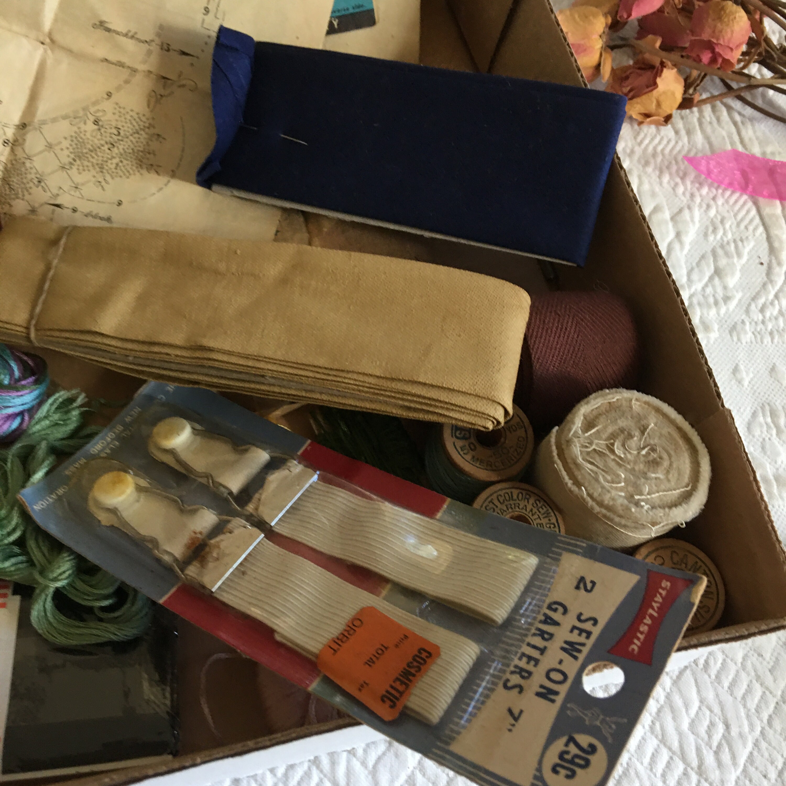 Vintage Collection of Stitchery and Sewing Supplies. 50 Skeins Floss ...