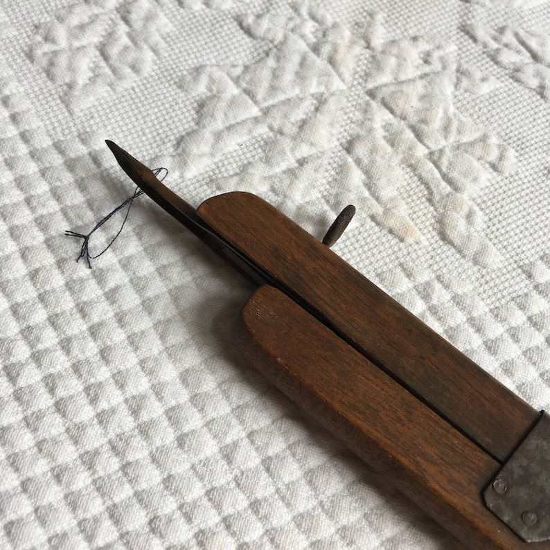 Vintage Wooden Shuttle for Rug Weaving. Sliding Needle Hook Punch Tool ...