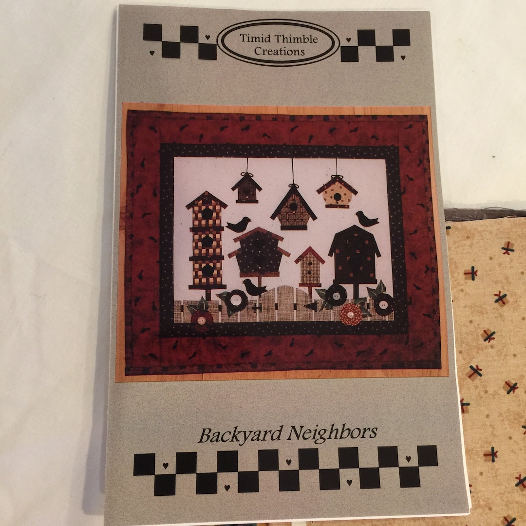 1995 Backyard Neighbors #512 Wall Hanging Quilt by Nancy Odom and Timid ...