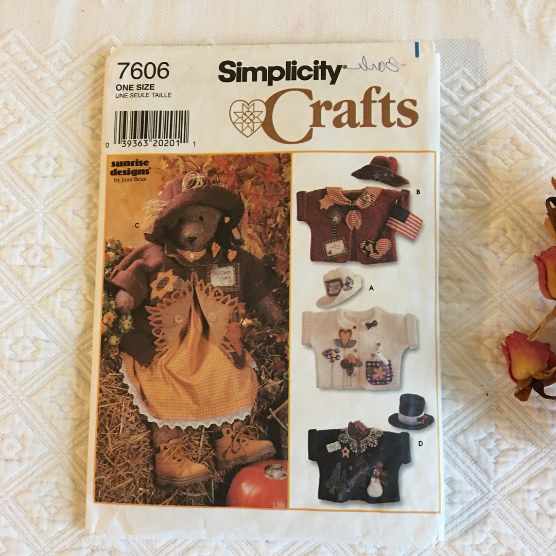 1997 Pattern for 31" Bear Clothes by Simplicity Crafts. Pattern 7606 ...