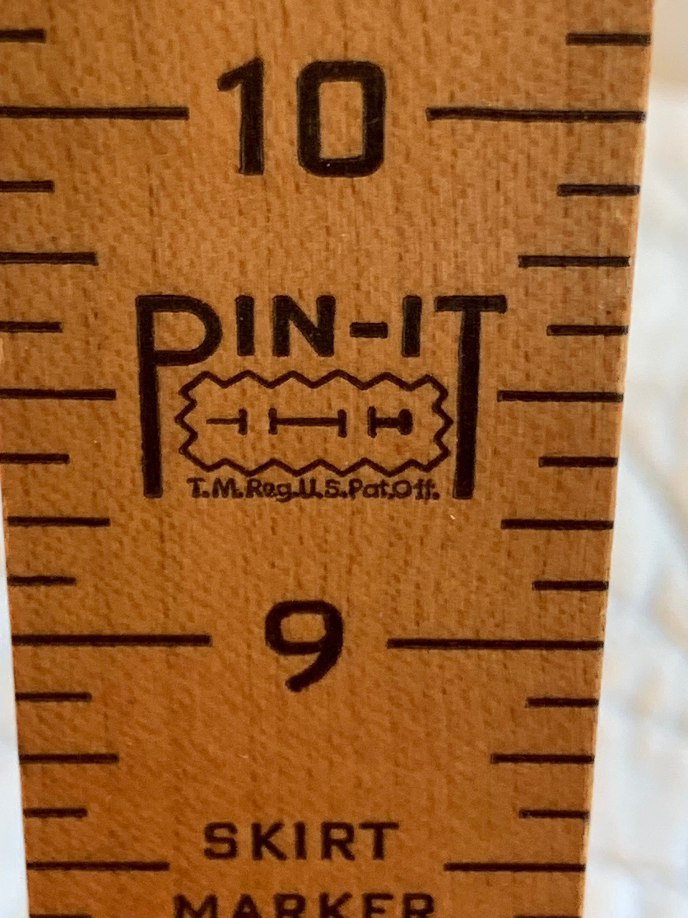 Vintage 1950s Pin-it Skirt Marker. Hem Marking Tool. De Luxe by Orco ...