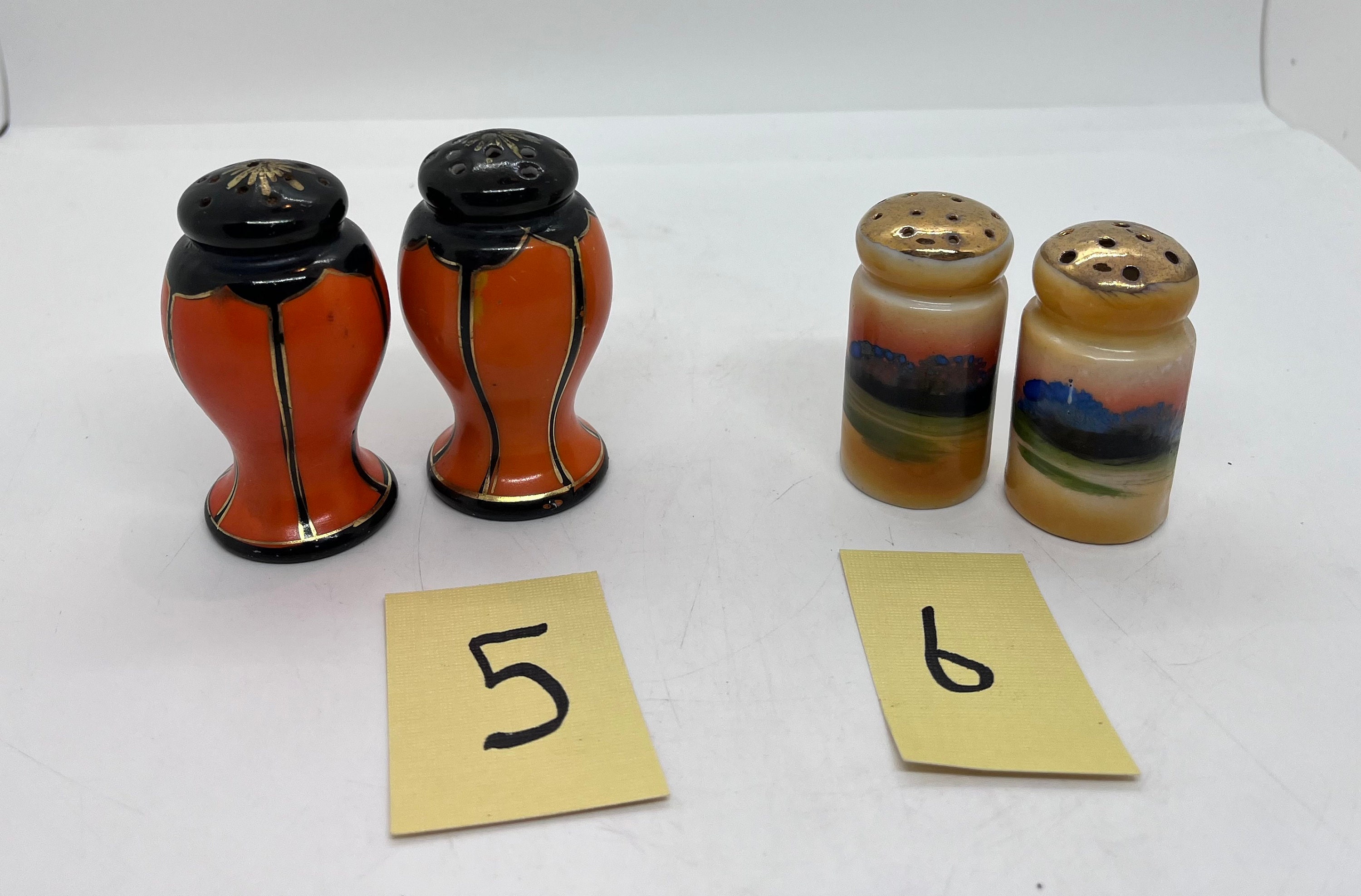 Vintage Salt and Pepper Shakers, NY World Fair, Maryland, Kansas, Pears ...