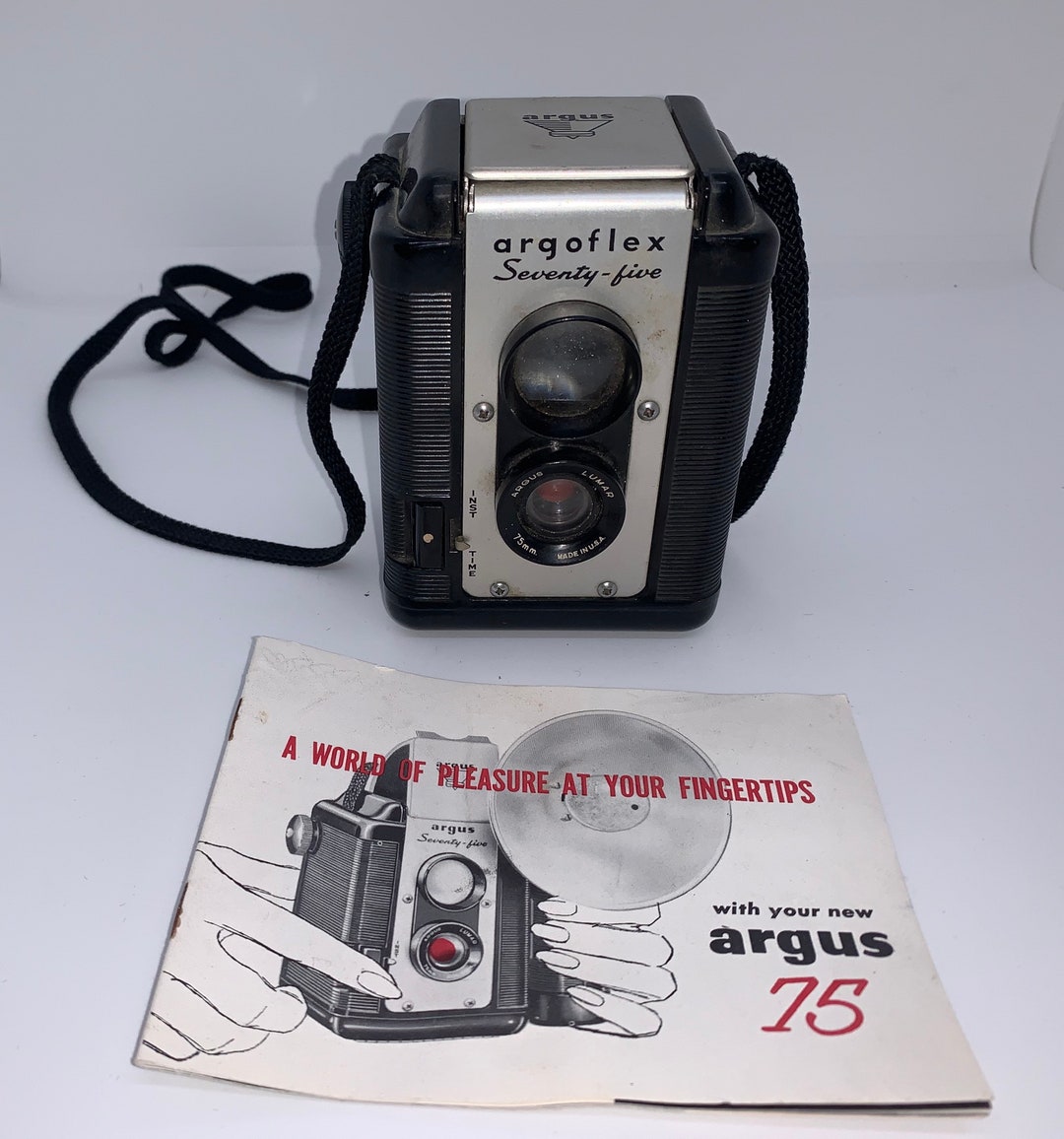 Vintage Argus Argoflex Seventy-five Camera, With Original Instructions ...