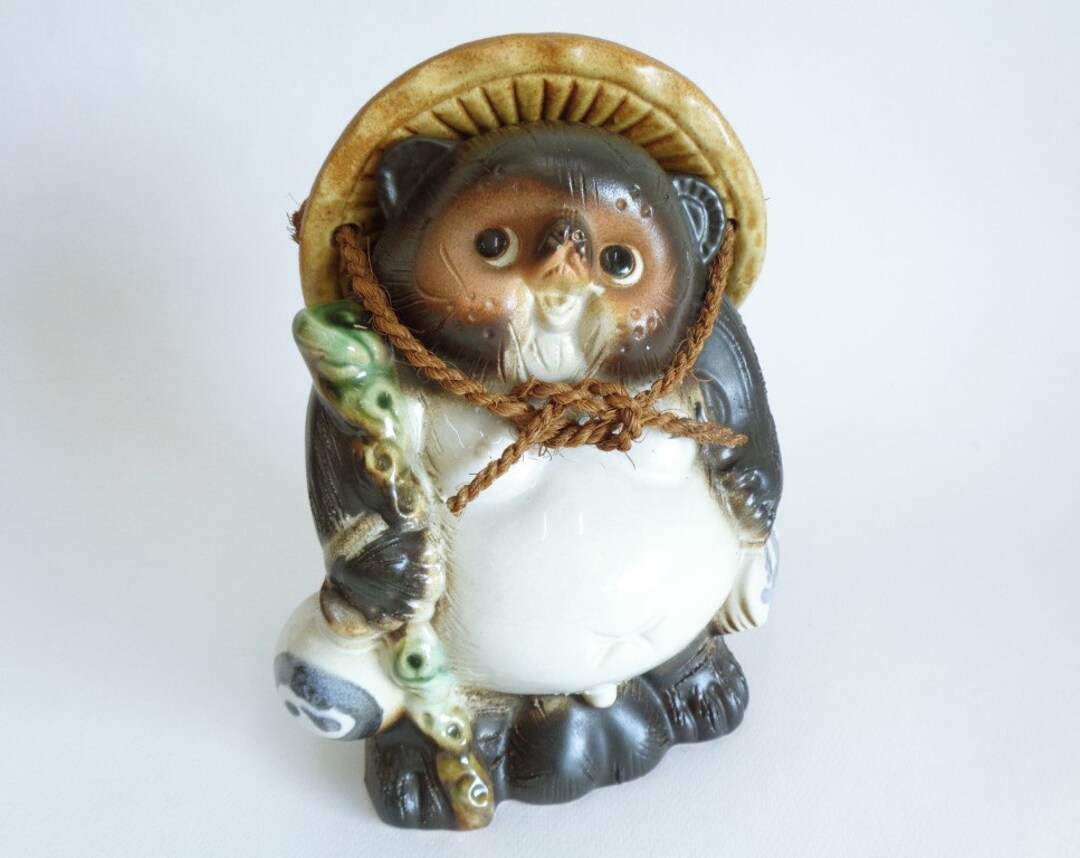 TANUKI Sculpture Good Luck Okimono Ornament, Japanese Shigaraki-yaki ...