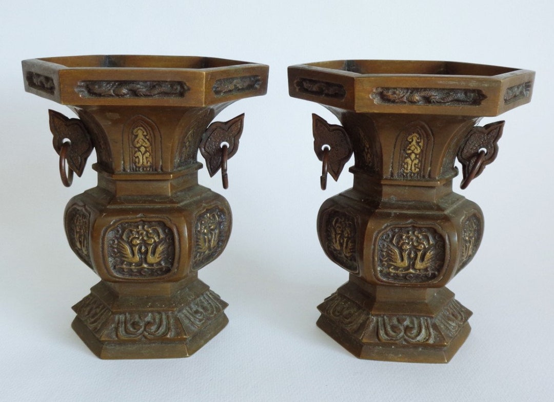 S6667 Pair of Buddhist Altar Bronze Vases ,japanese Antique Butsudan ...