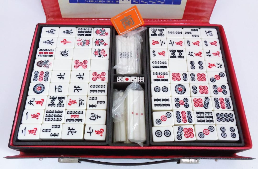 Mahjong Set, Vintage Japanese Mahjong Game, Riichi Mahjong Full Set in ...