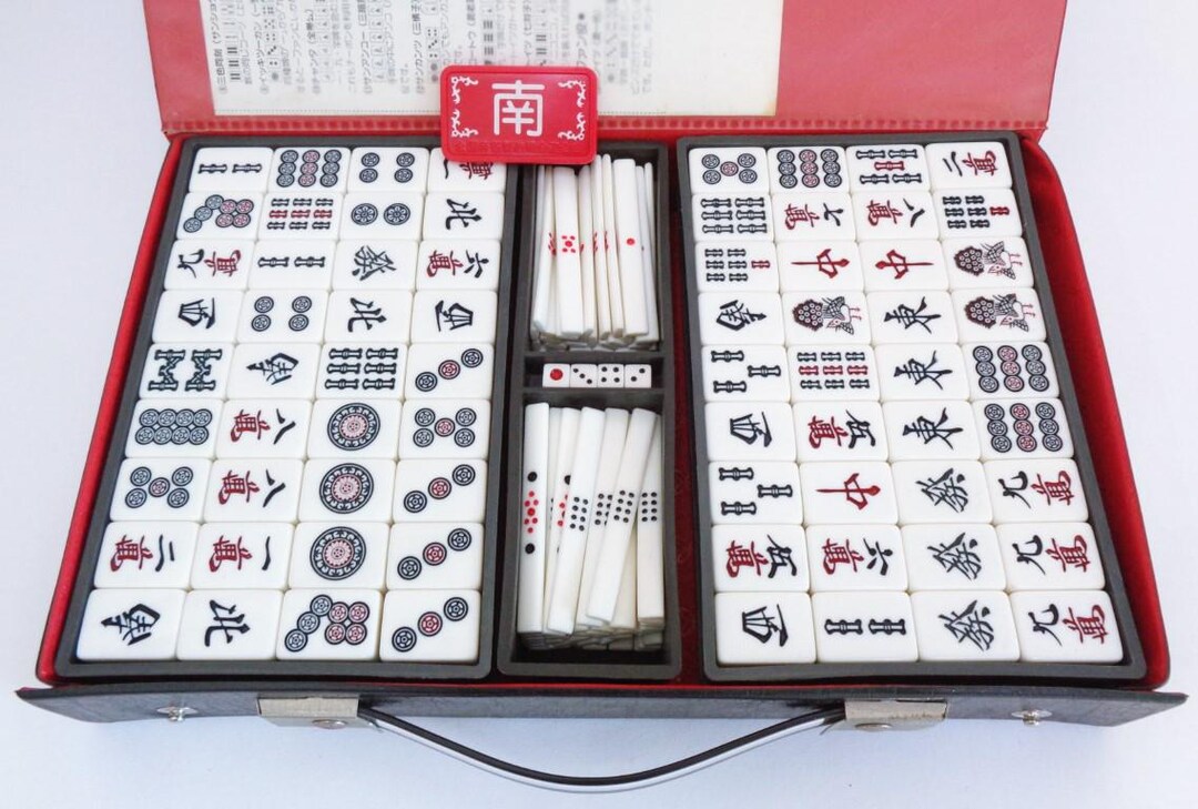 Mahjong Set, Vintage Japanese Mahjong Game, High-quality Riichi Mahjong ...