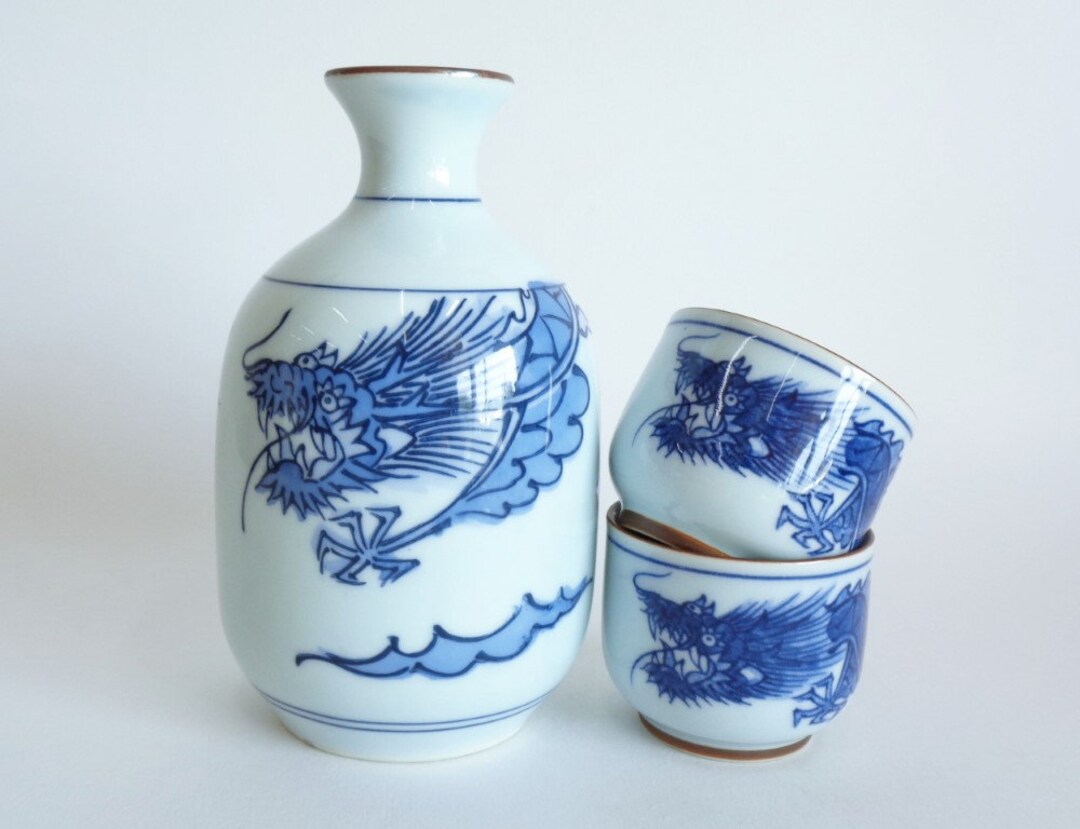 Shuki Sake Set Dragon Pattern,japanese Top-quality Arita Hand Painted ...