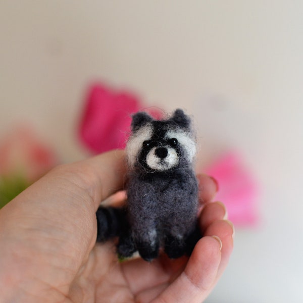 Mini Felt Animals - Etsy