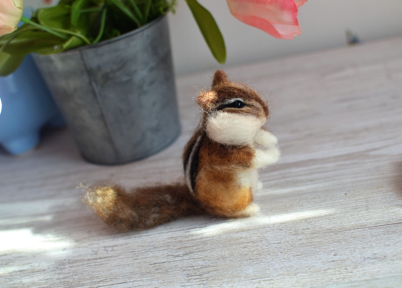 Needle Felted Chipmunk Needle Felted Animals, Realistic Animals Animals Toys Wood Decoration ...
