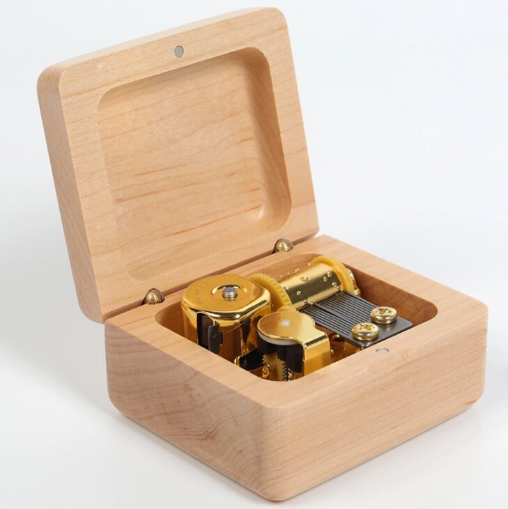 Personalized Natural and Maple Wood Music Box Wind up and - Etsy