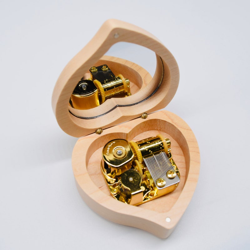 Heart Music Box - Etsy