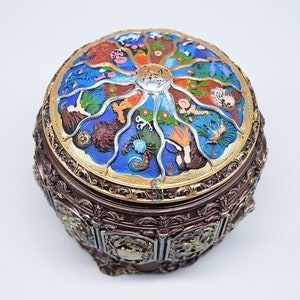 Personalized Vintage Music Box With Constellations Rotating Goddess LED ...