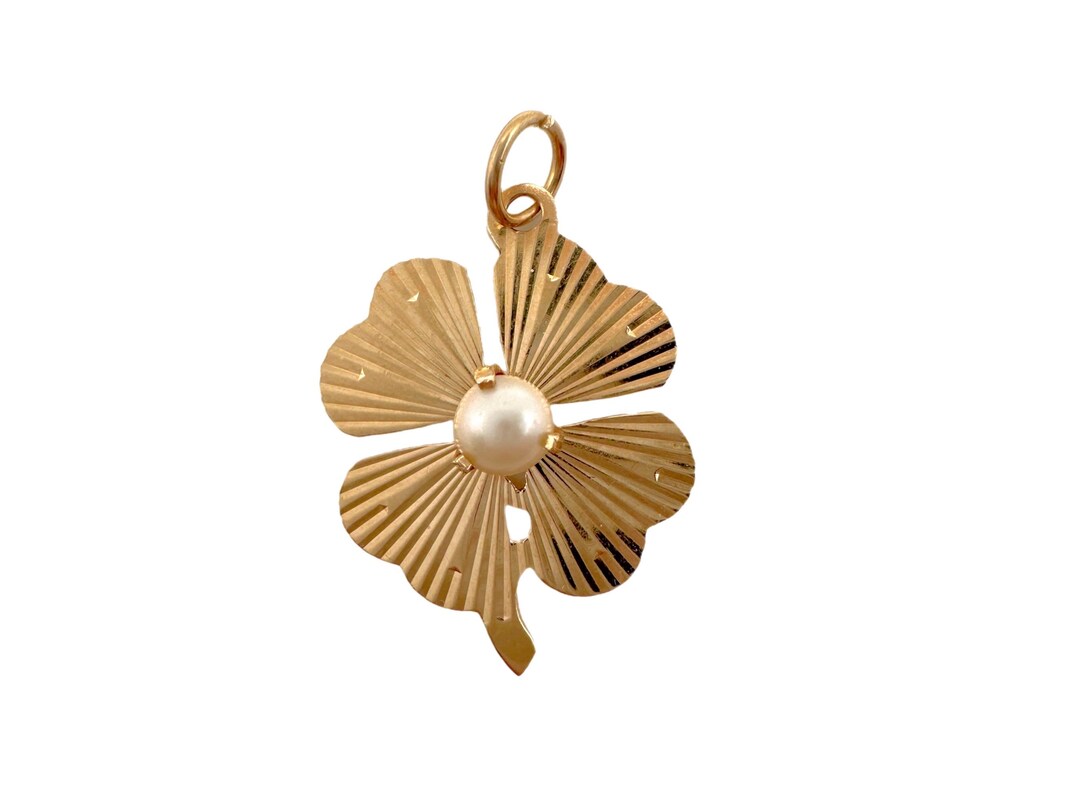 14K Gold Vintage Engine Turned Four Leaf Clover Pendant - Etsy