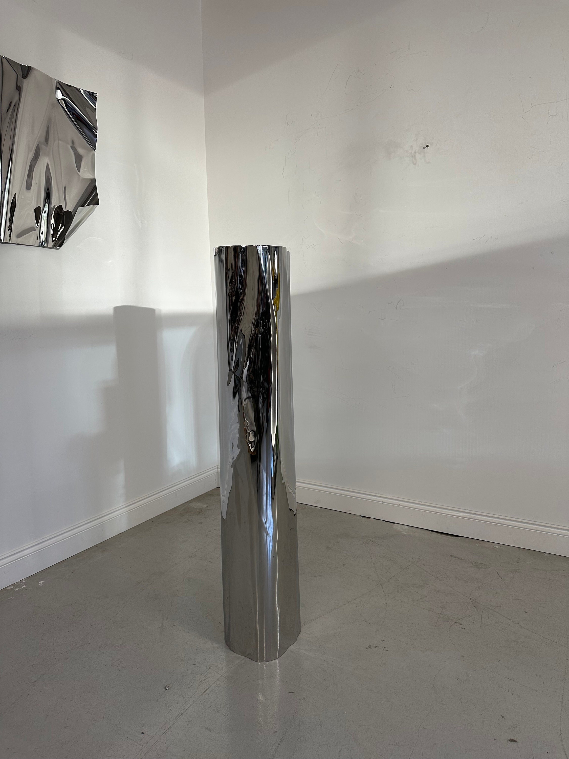 Metal Floor Sculpture. Garden Sculpture, Stand Alone Sculpture. Chrome ...