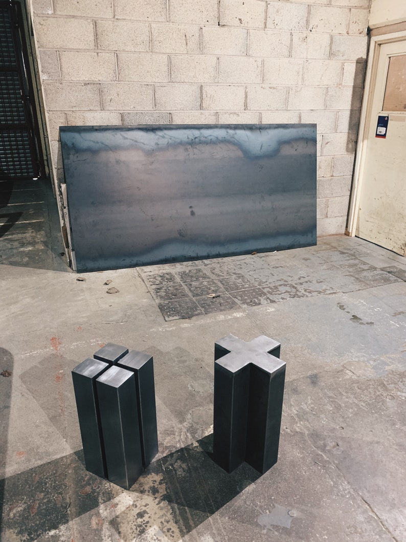 Metal Plinth Table Ornament Table Industrial Table Personal Drinks ...