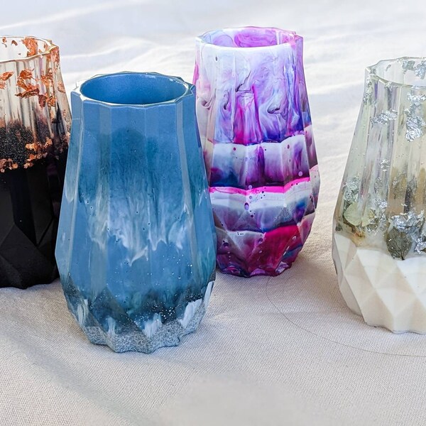 Minimalist Vase - Etsy