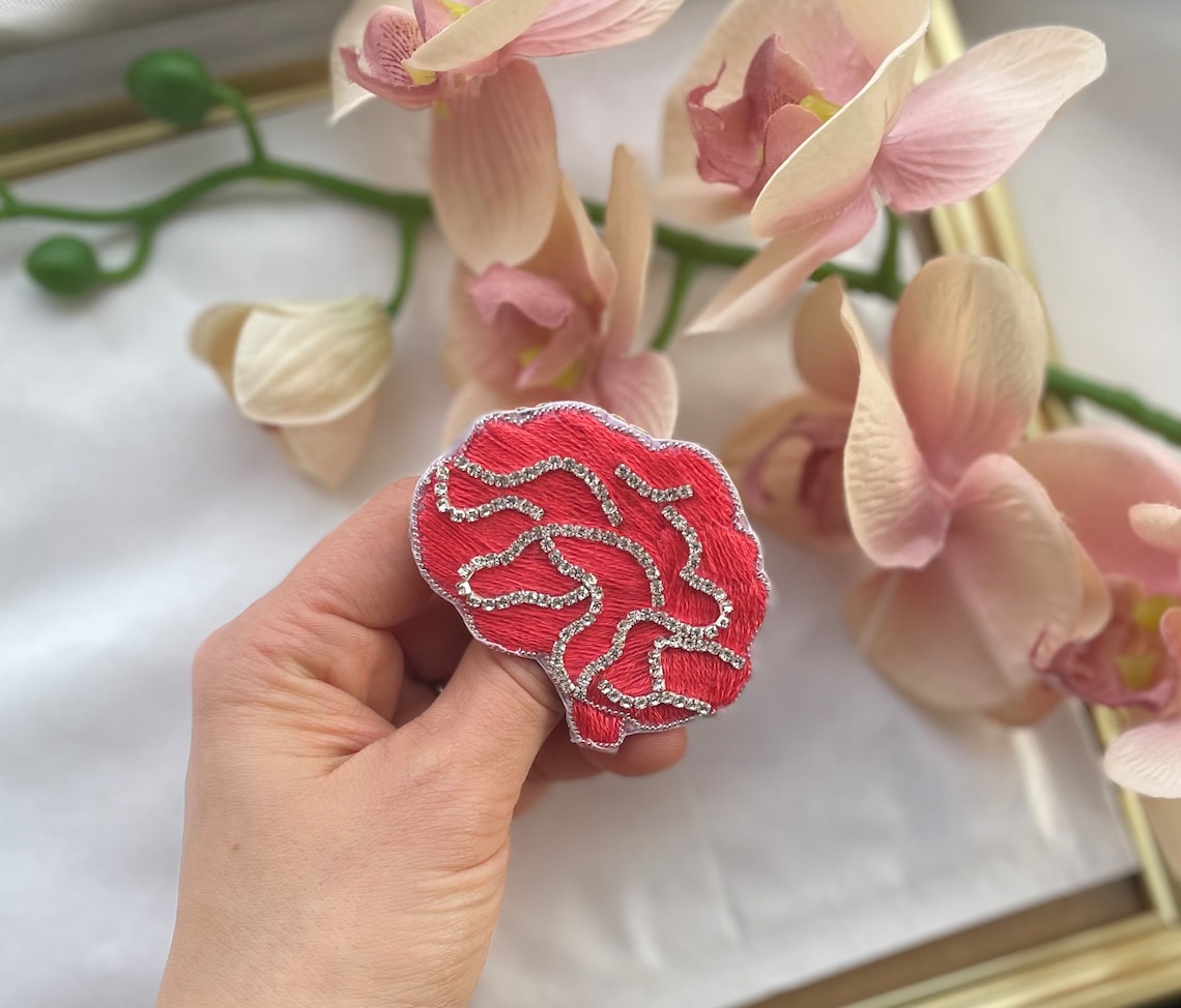 Anatomical Beaded Embroidered Brain Brooch Pin, Psychology, Couch ...
