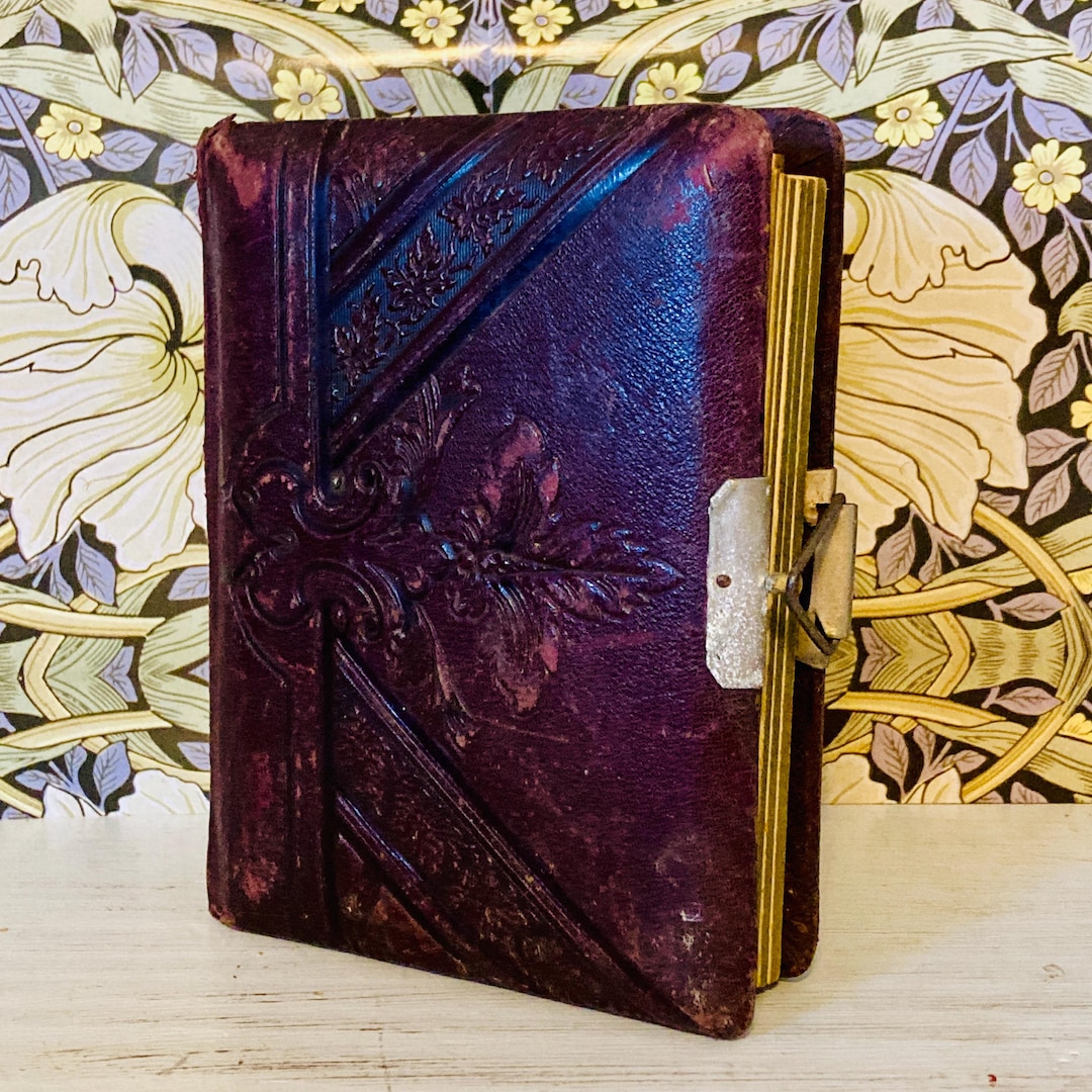 C1890 Victorian Photo Album - GENUINE LEATHER With Clasp - Antique ...