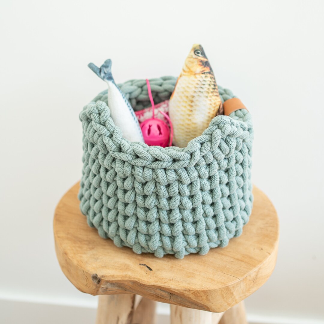 Cat Toy Basket / Catbasket / Chunky Crochet / Catear Basket / Recycled ...
