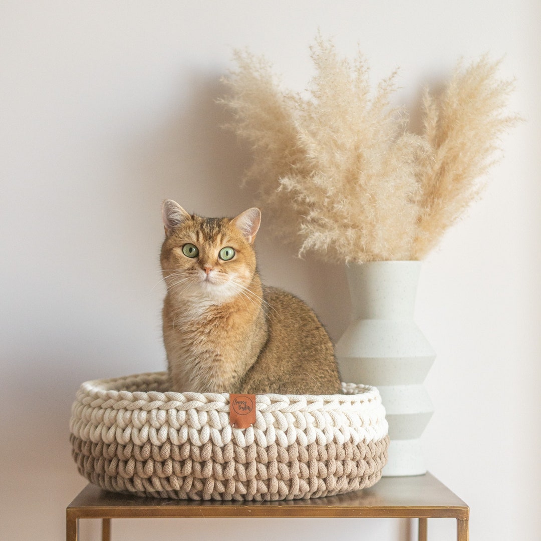 Handmade Cat Basket Recycled Cotton / 2 Coloured / Chunky Yarn / Two ...