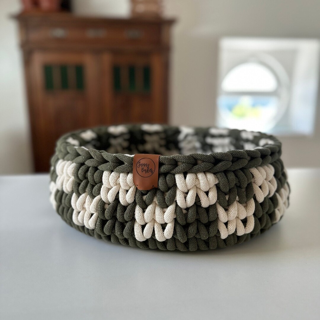 Checkered Cat Basket - Handmade - Recycled Cotton / 2 Coloured / Chunky ...