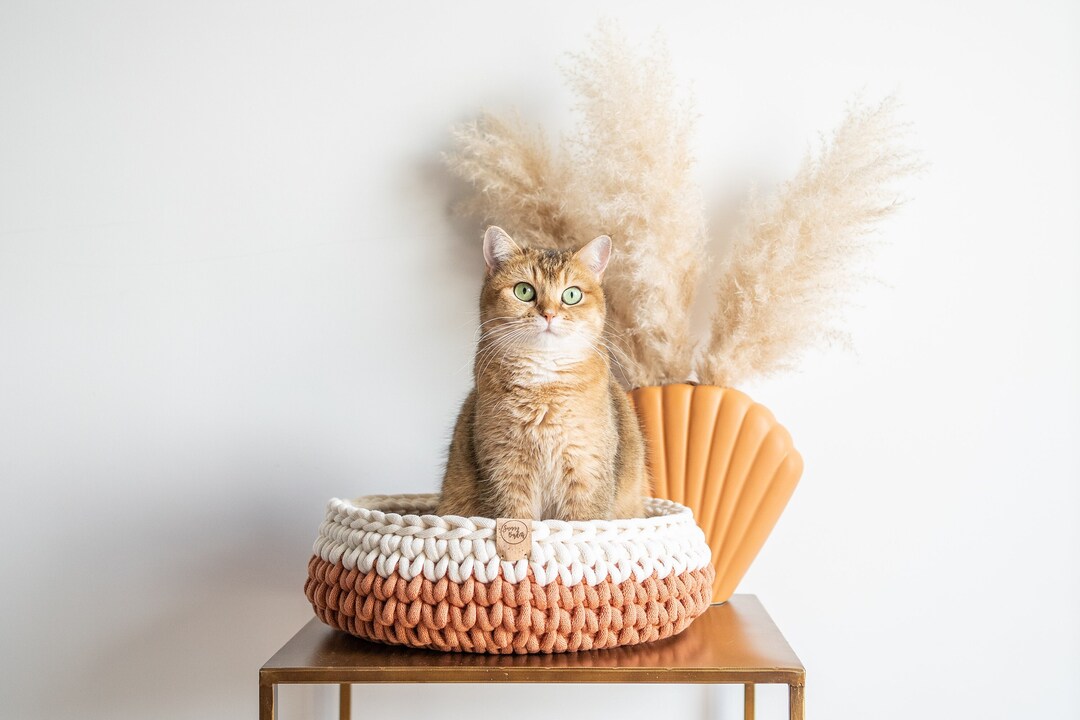 Handmade Cat Basket Recycled Cotton / 2 Coloured / Chunky Yarn / Two ...