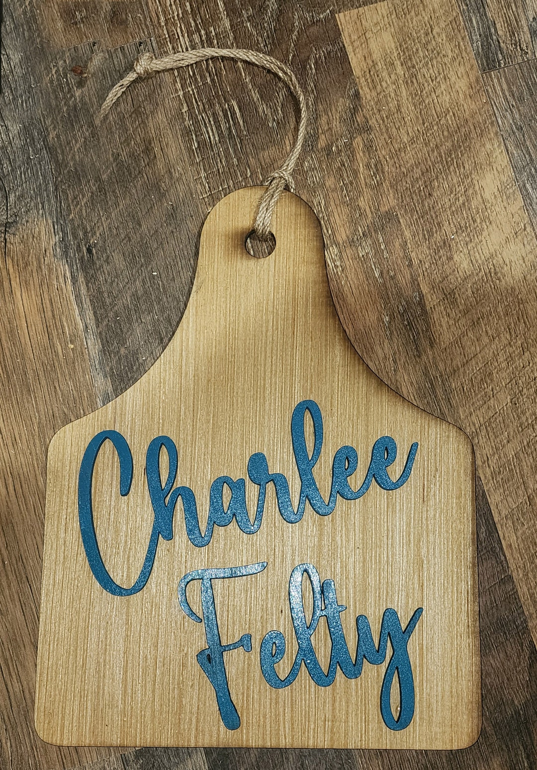 Custom Livestock Animal Stall or Cage Sign, TAG SHAPED With Showman ...