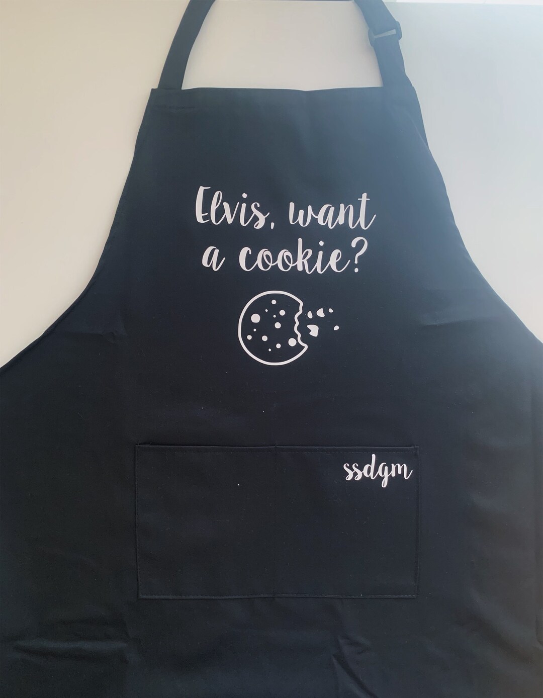 My Favorite Murder Elvis, Want a Cookie? Kitchen Apron - Etsy