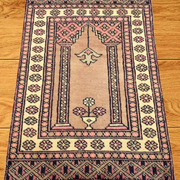Moroccan Prayer Rug - Etsy