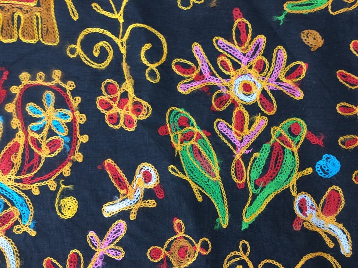 Vintage Hand Embroidery Bedspread 7x8 Ft, Bohemian Indian Wall Hanging ...