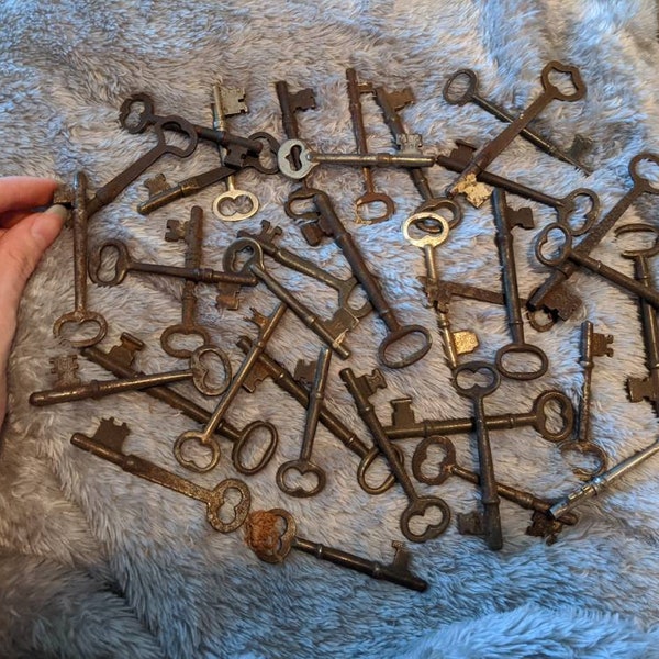 Skeleton Key Decor - Etsy