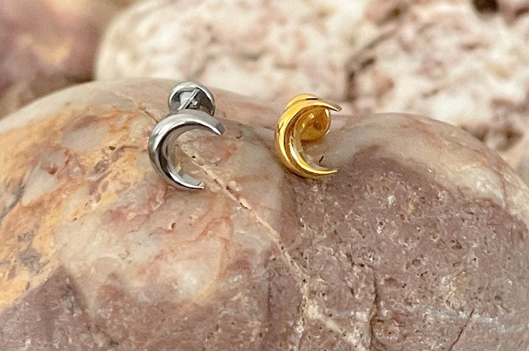 ASTM F136 Titanium Moon Crescent Internally Threaded Labret Helix Conch ...