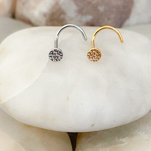 ASTM F136 Titanium 3mm Pitted Hammer Effect Flat Disc Curved Screw or L ...