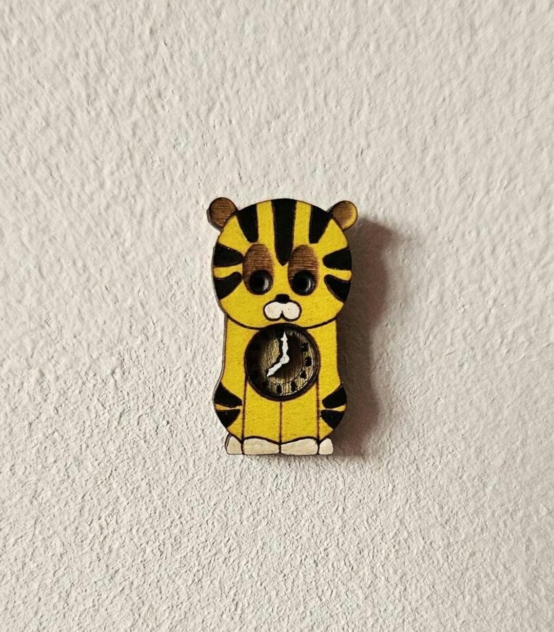 Miniature Dollshouse 'moving Eye' Animal Tiger Clock Mi-ken Style - Etsy UK