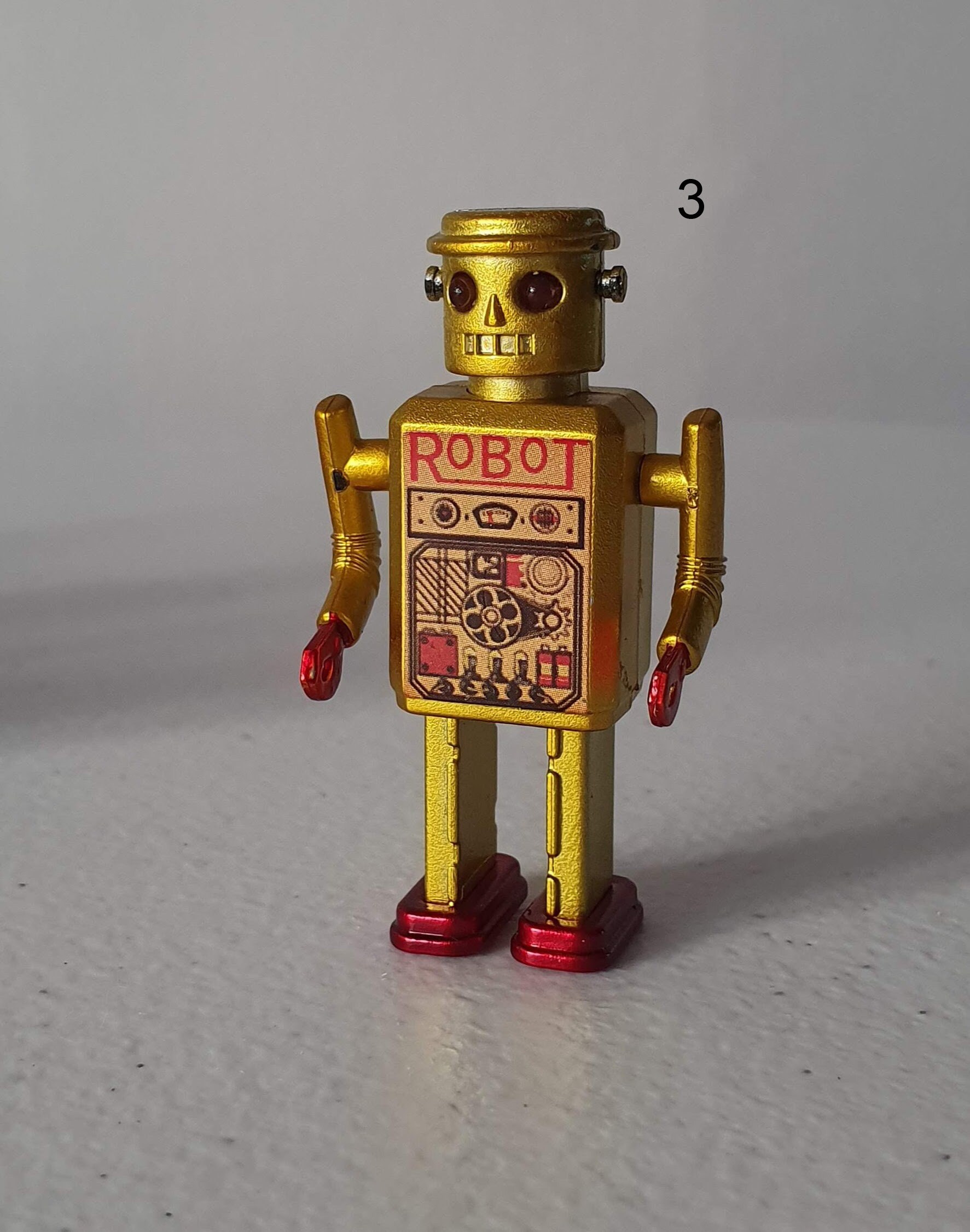 Mini 2 Vintage Retro Robots Figure - Etsy UK