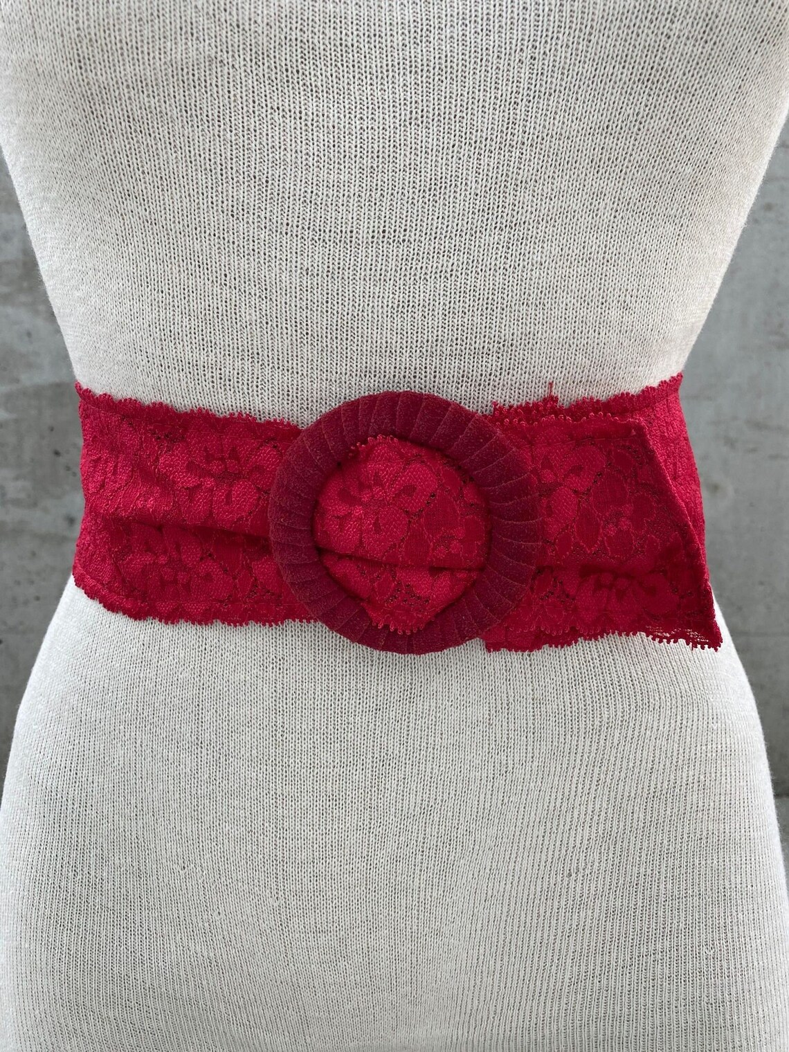 Vintage Red Lace Belt, 80s Lacey Waist Wear, Floral Lace, Round Covered ...