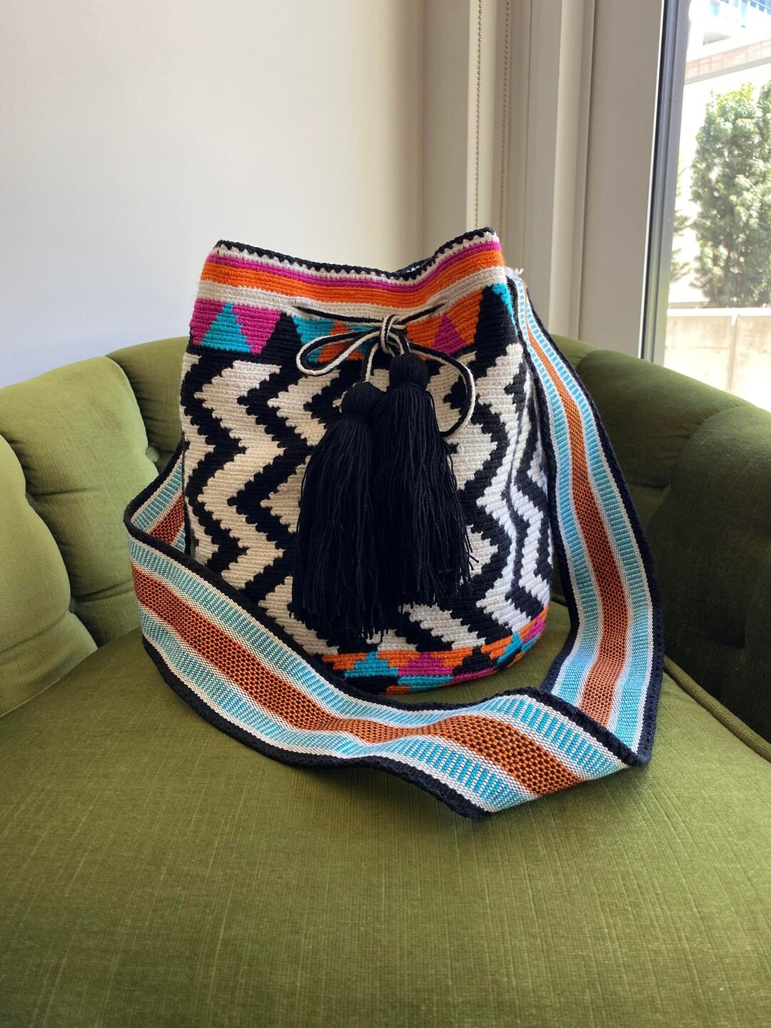 Y2K Colombian Bucket Bag, Vintage Crocheted Crossbody, Black and White ...
