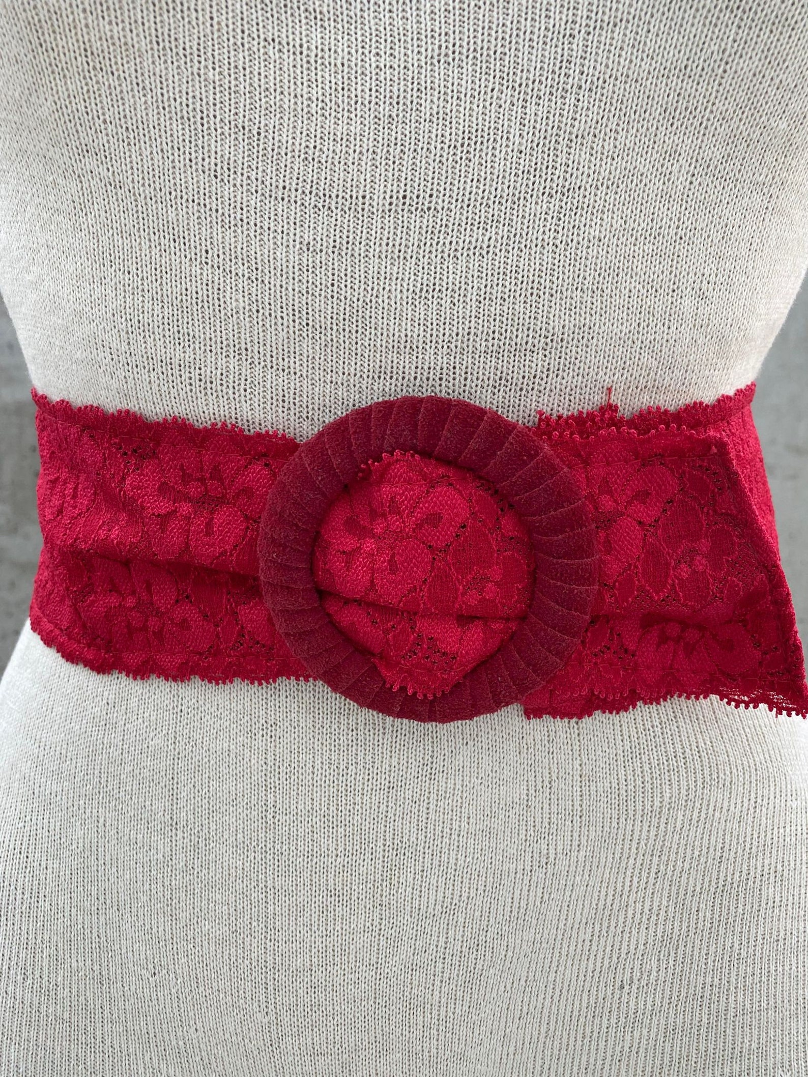 Vintage Red Lace Belt, 80s Lacey Waist Wear, Floral Lace, Round Covered ...