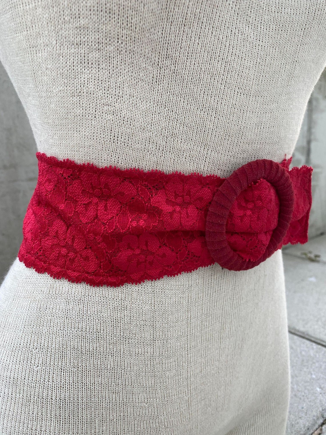 Vintage Red Lace Belt, 80s Lacey Waist Wear, Floral Lace, Round Covered ...