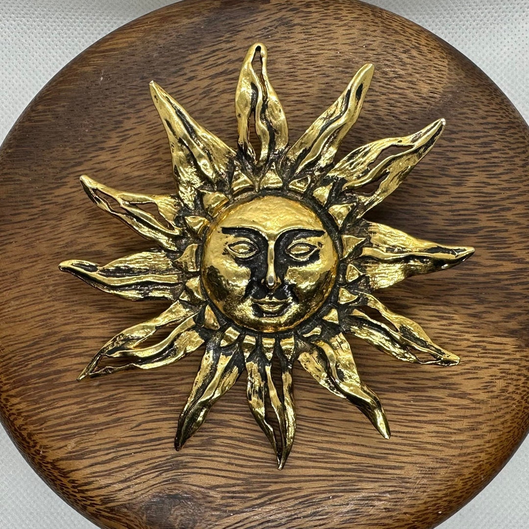 90s Gold Tone Sun Brooch, Vintage Extra Large Sun Pin, Fashion Runway ...